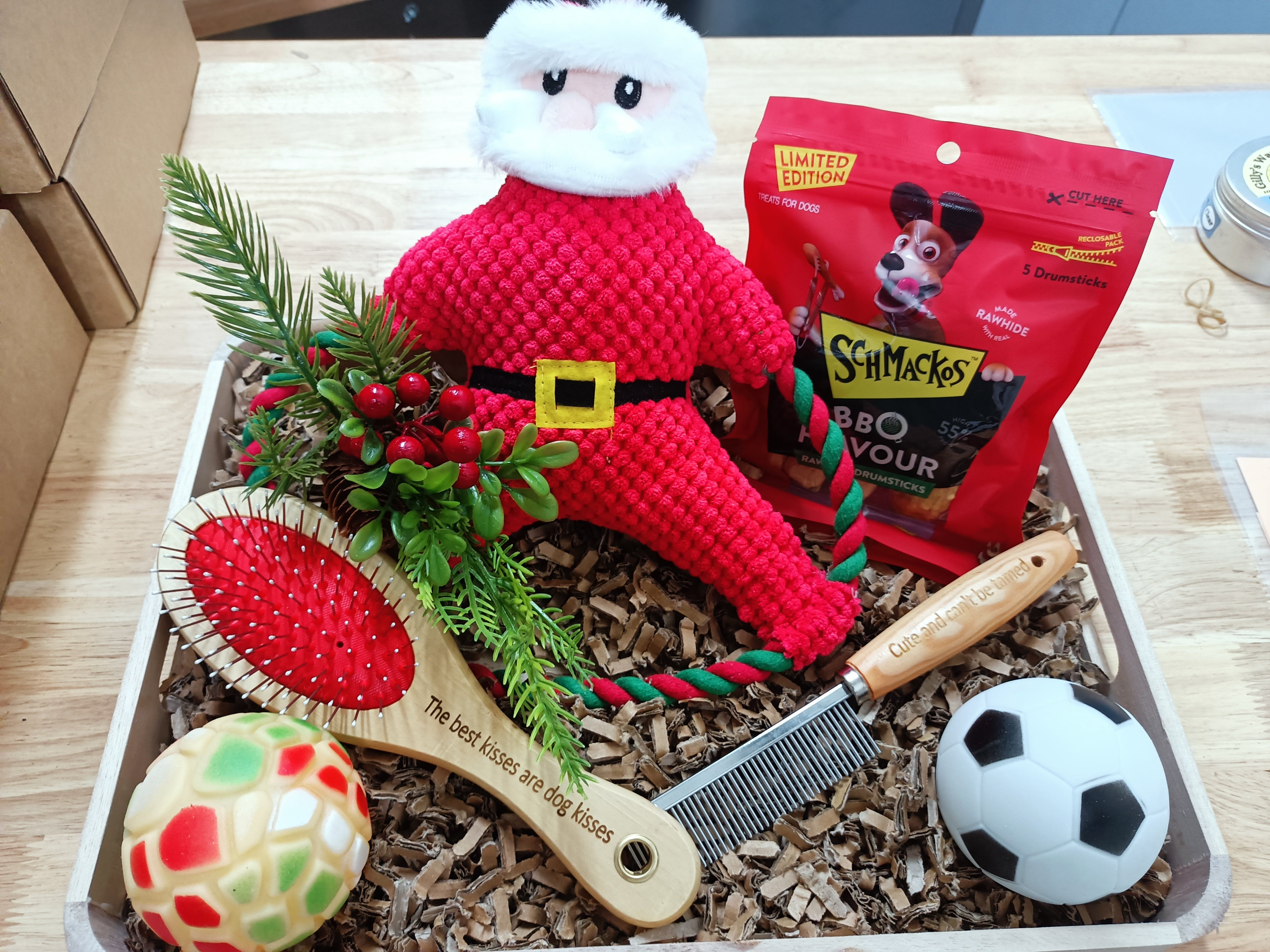 Dog Gift Pack – We Make U Create